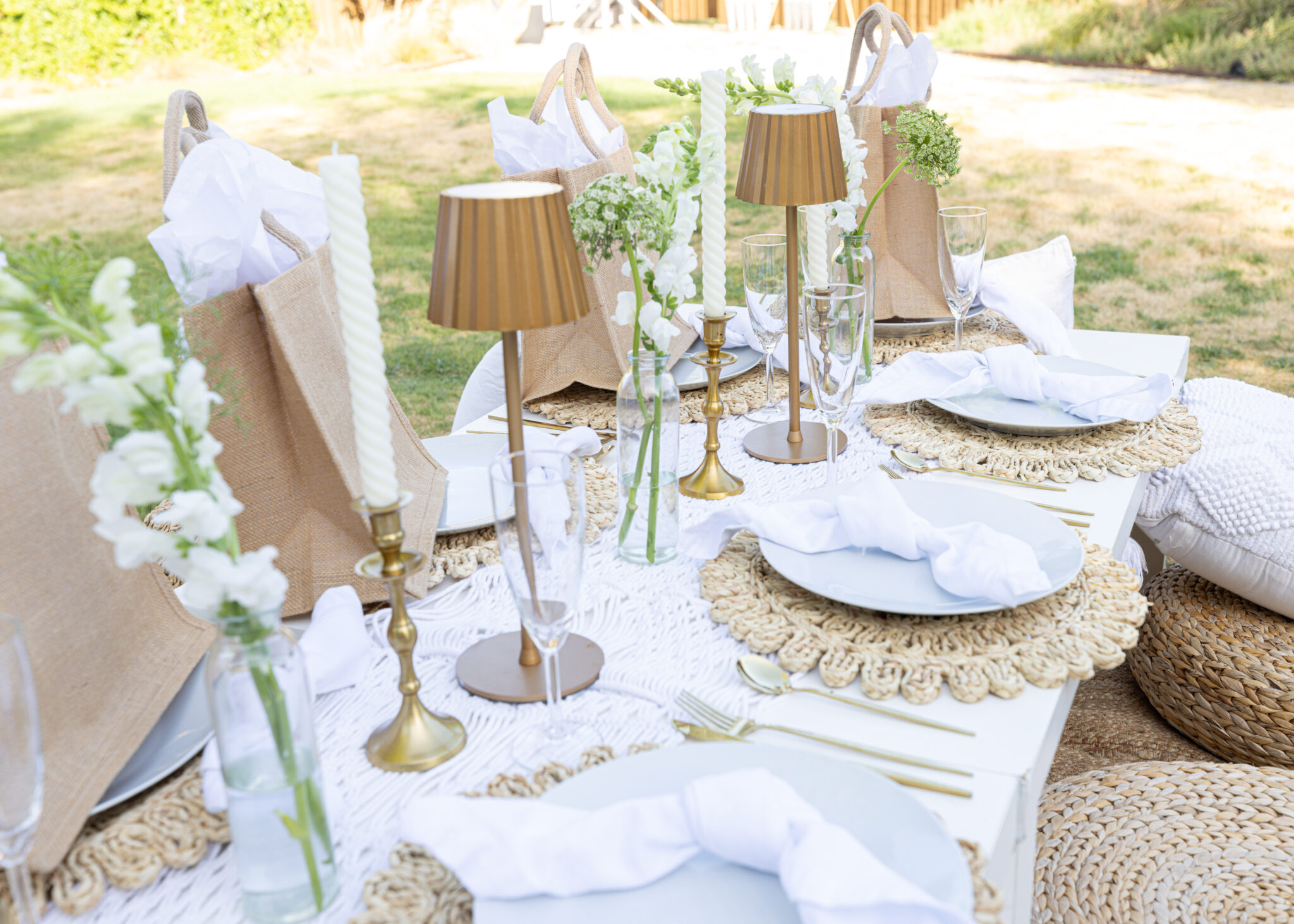 Picnic Photoshoot at Lemon Drop Studios - brookegarwood.com